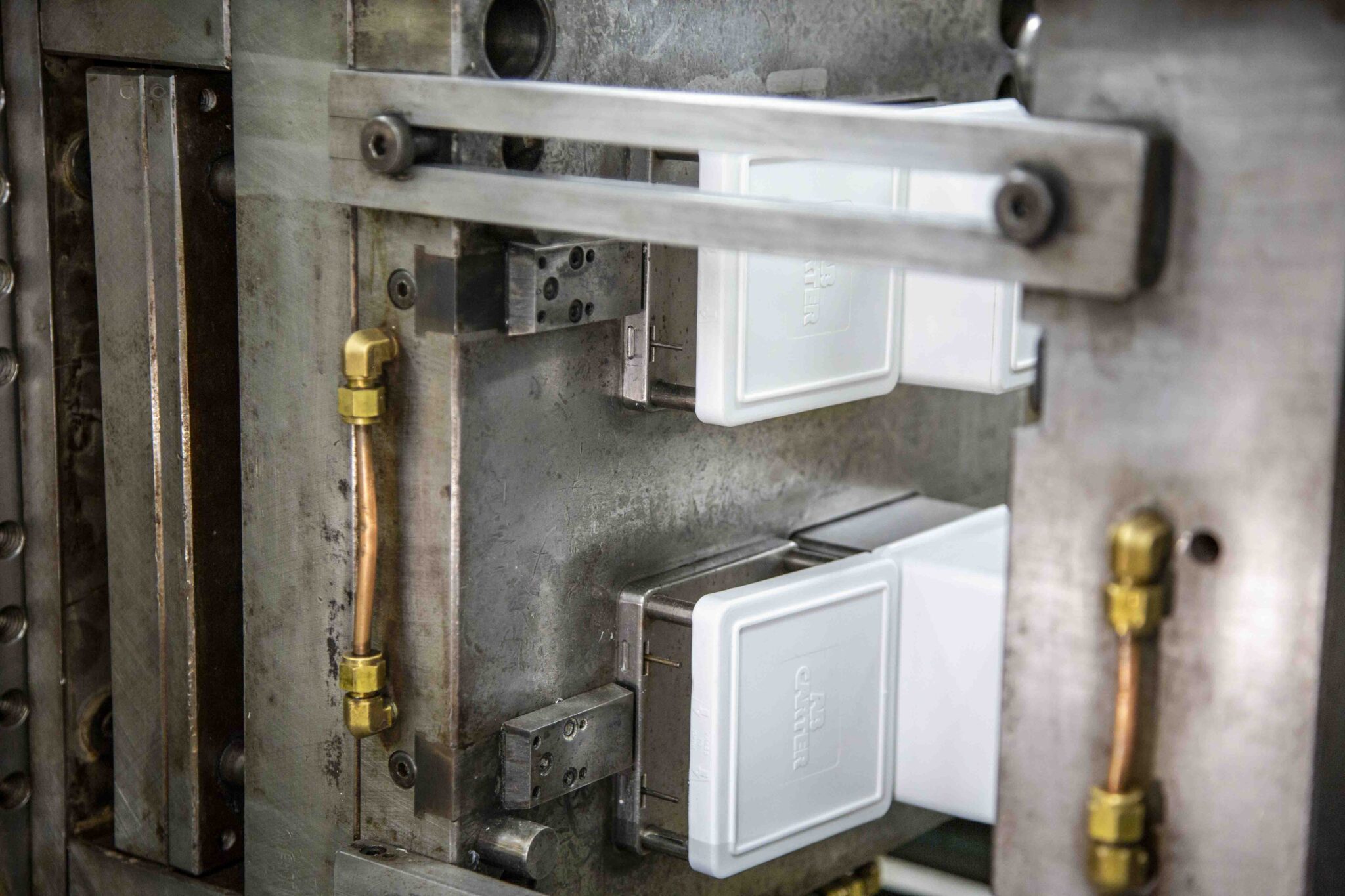 Plastic Injection Molding - Carter Plastics